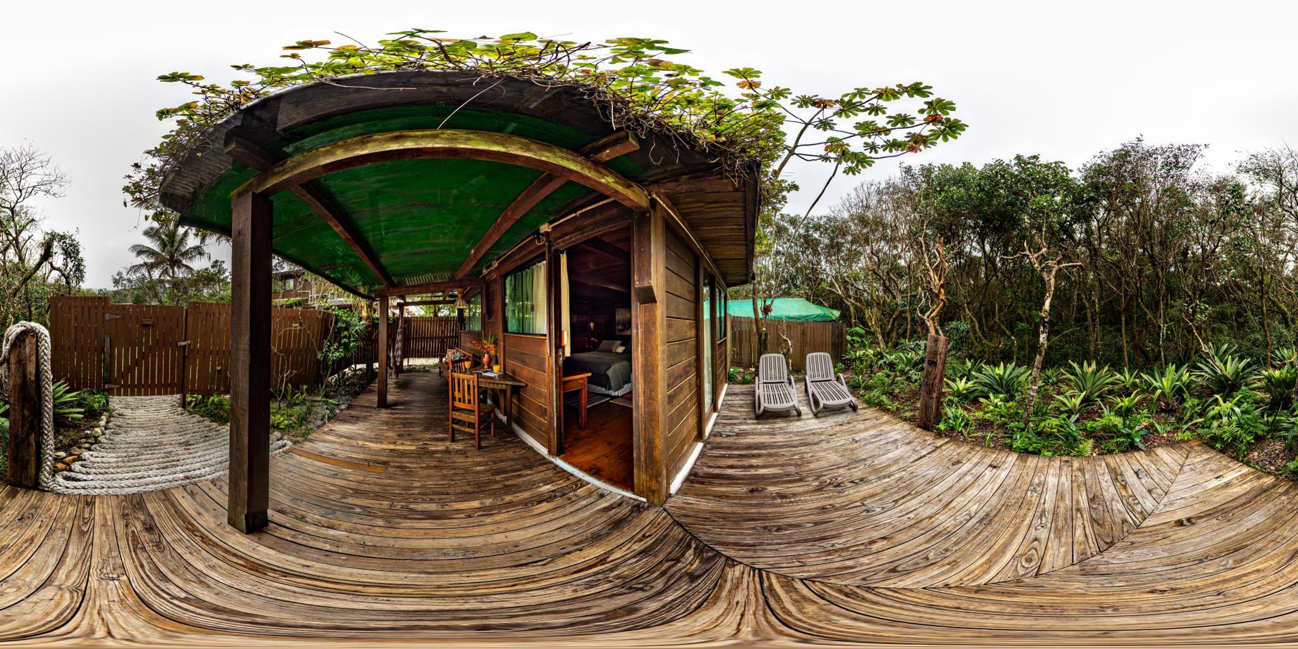 Grajagan Surf Resort, Ilha do Mel (updated prices 2025)