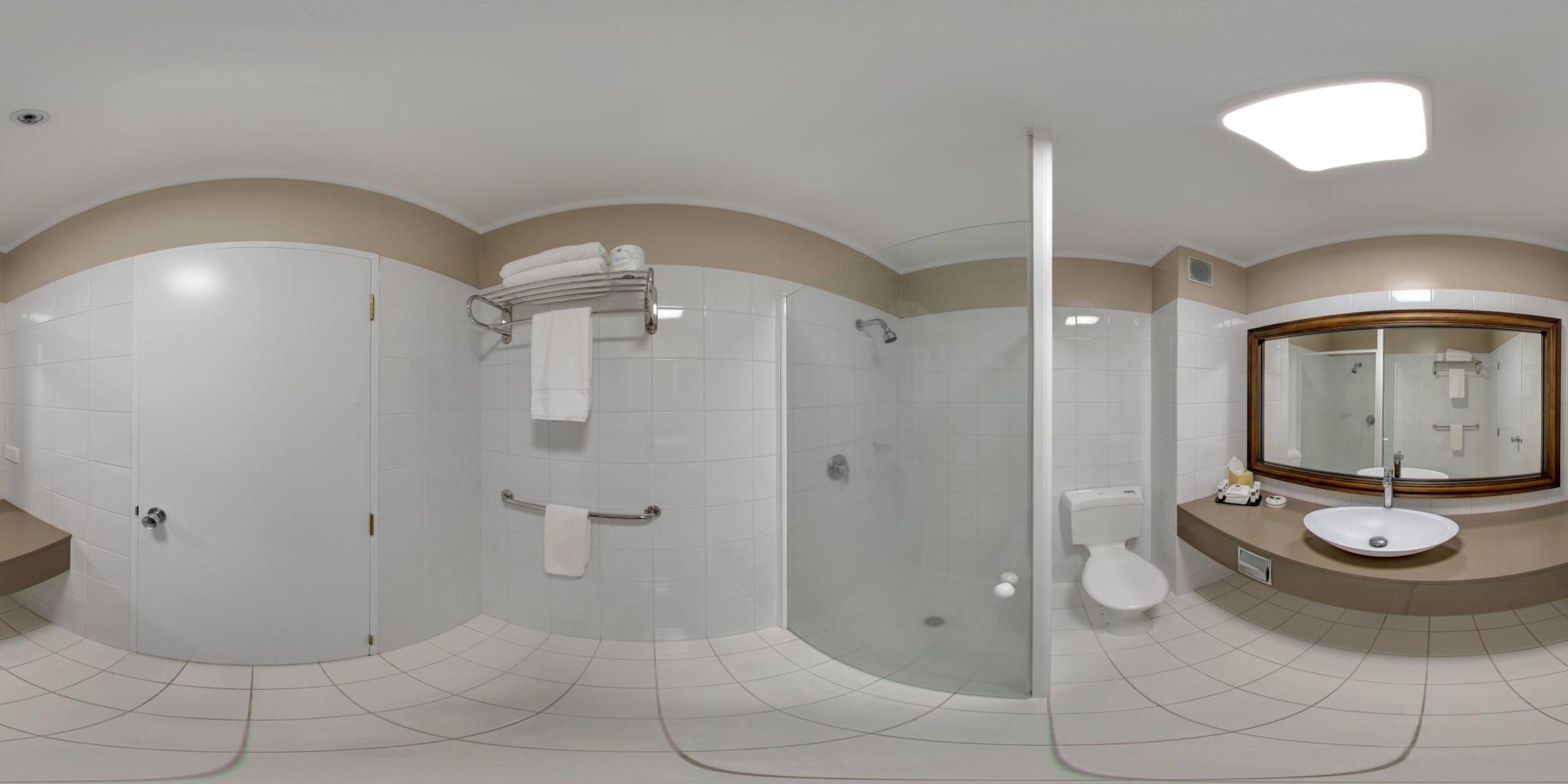 Distinction Hamilton Hotel & Conference Centre, Hamilton (updated ...