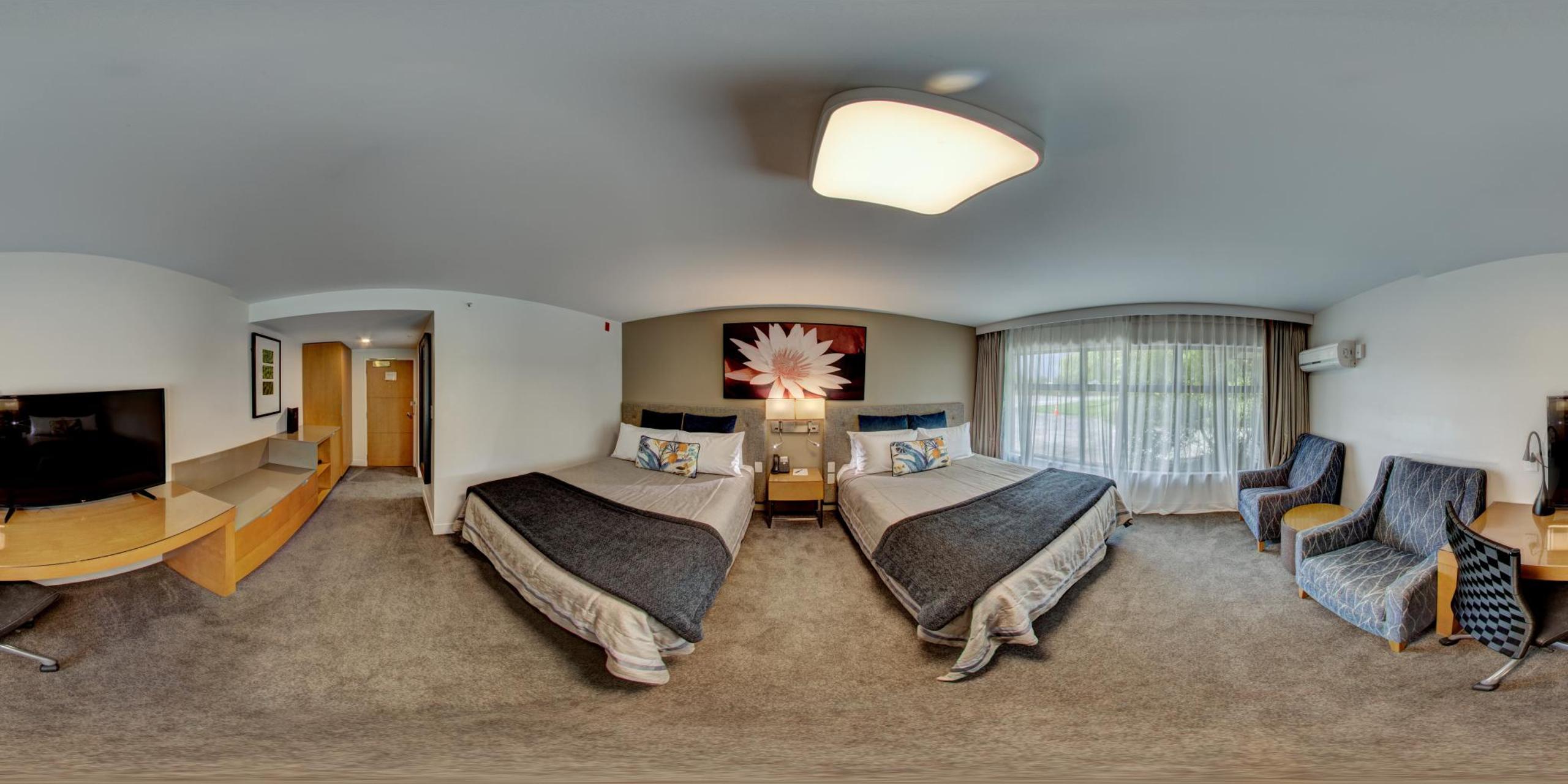 Distinction Hamilton Hotel & Conference Centre, Hamilton (updated ...