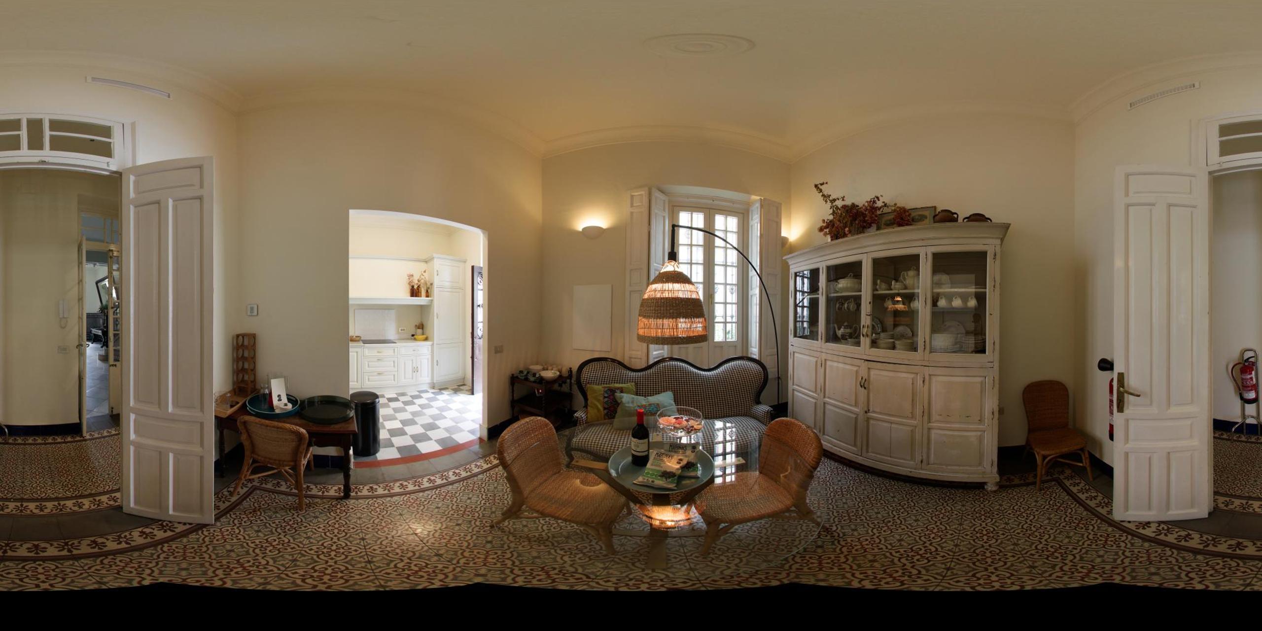 Villa Alfonso, Restored Palace House with gardens and Monuments Views ...