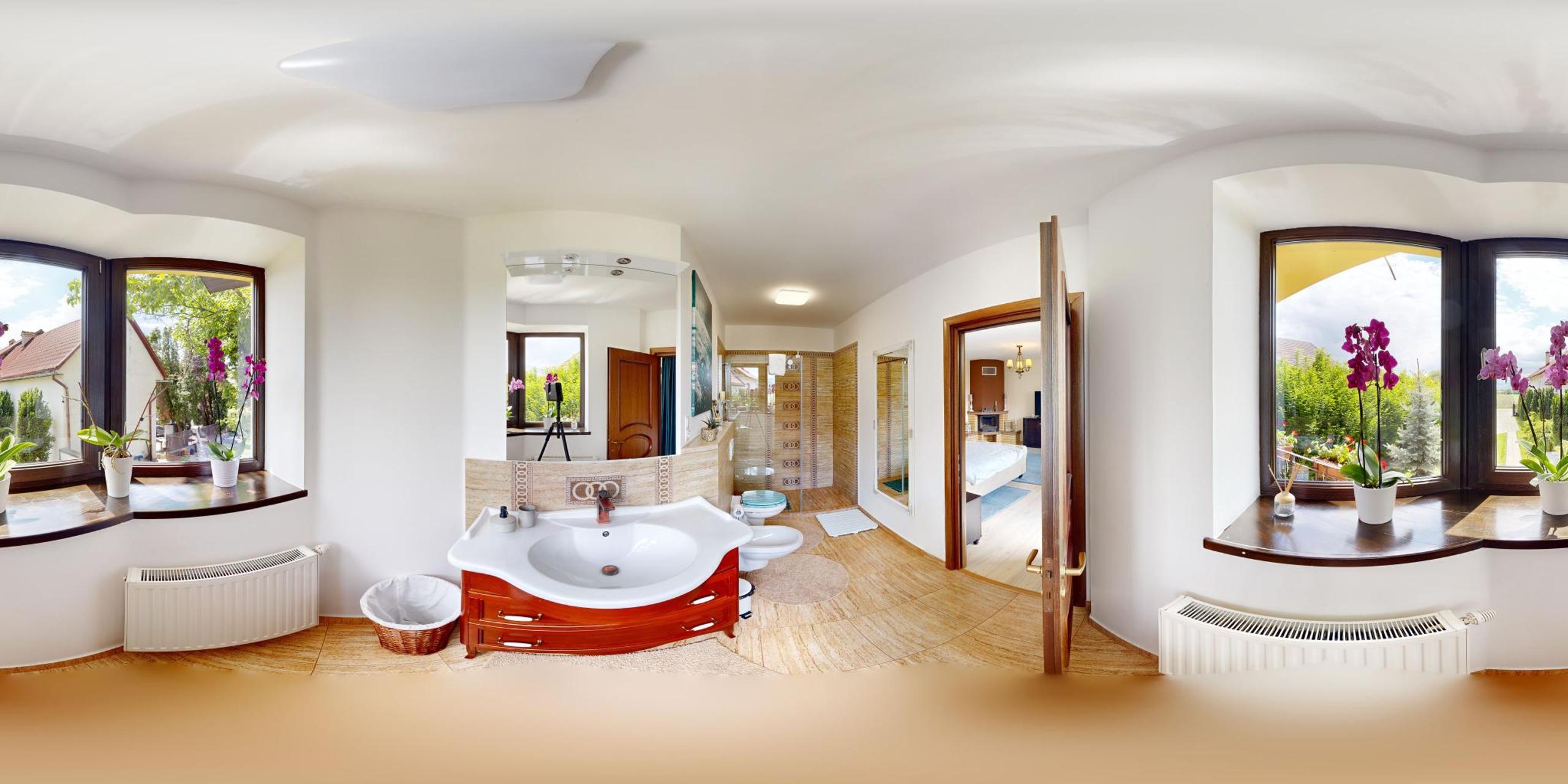 JANINE GARDEN, Braşov (updated prices 2025)