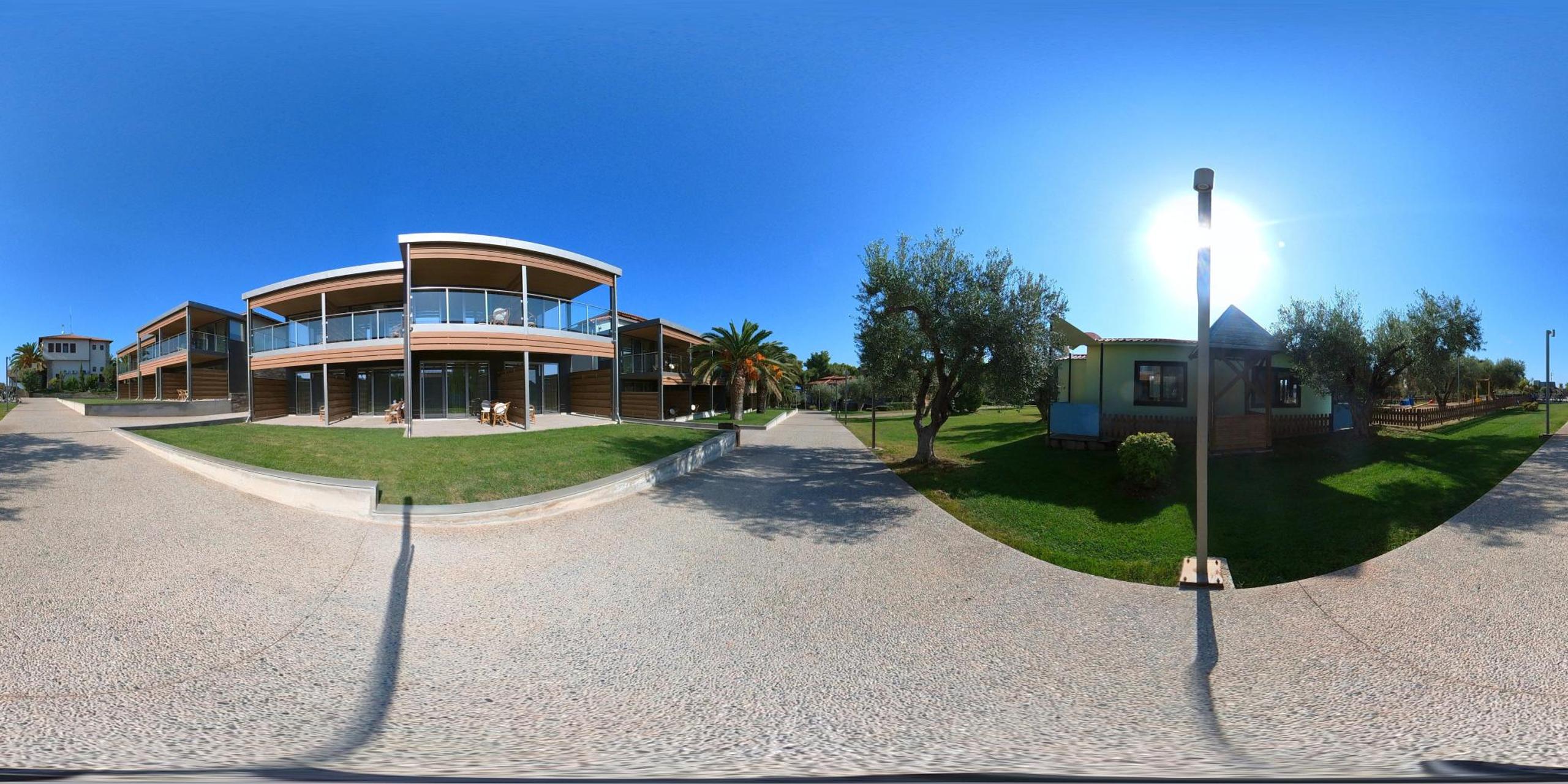 Blue Dolphin Hotel, Metamorfosi (updated prices 2025)