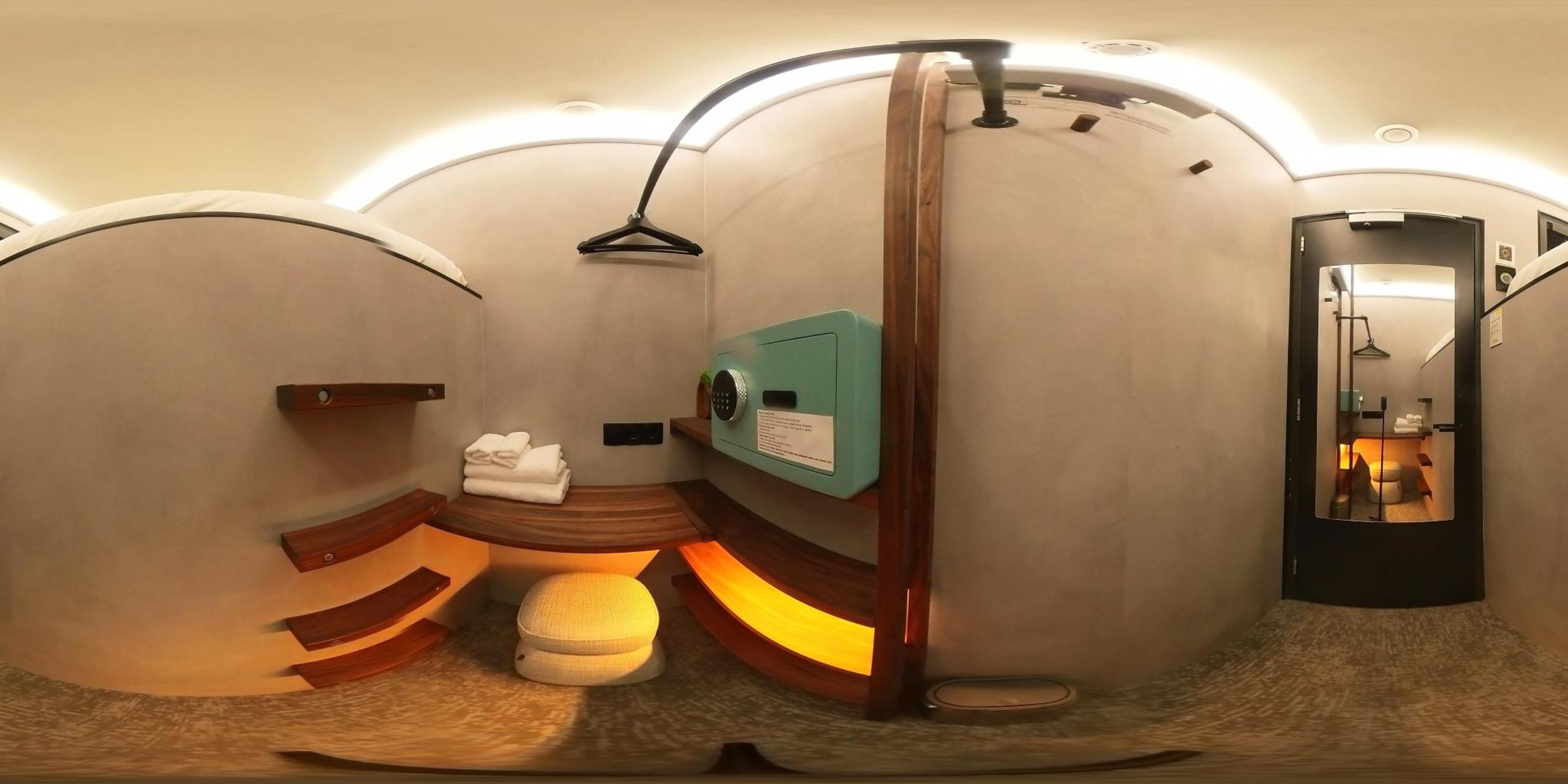 The Hyve Capsule hostel Amsterdam, Amsterdam (updated prices 2025)