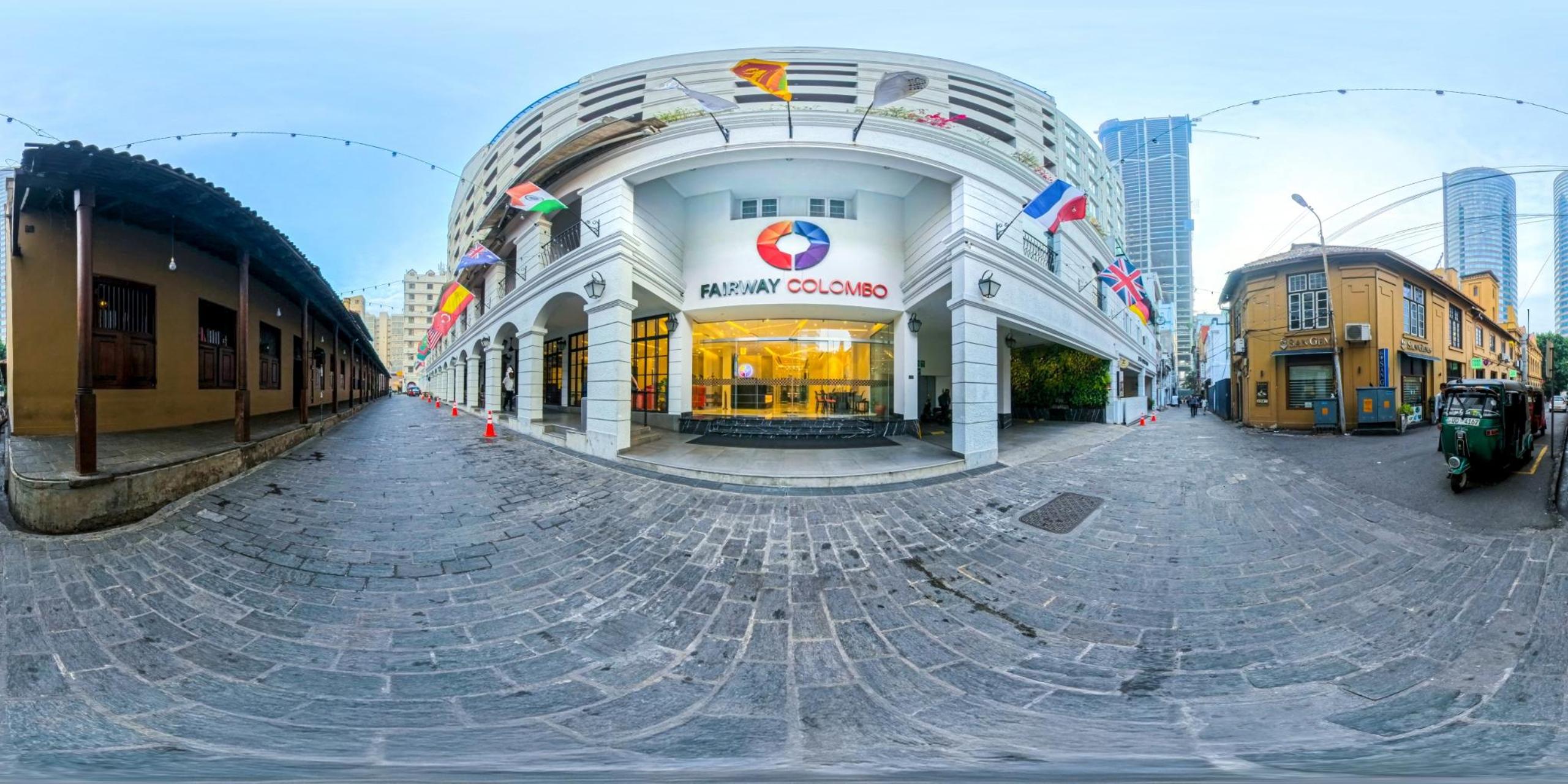 Fairway Colombo - Sri Lanka's First Hotel With Robot Technology ...