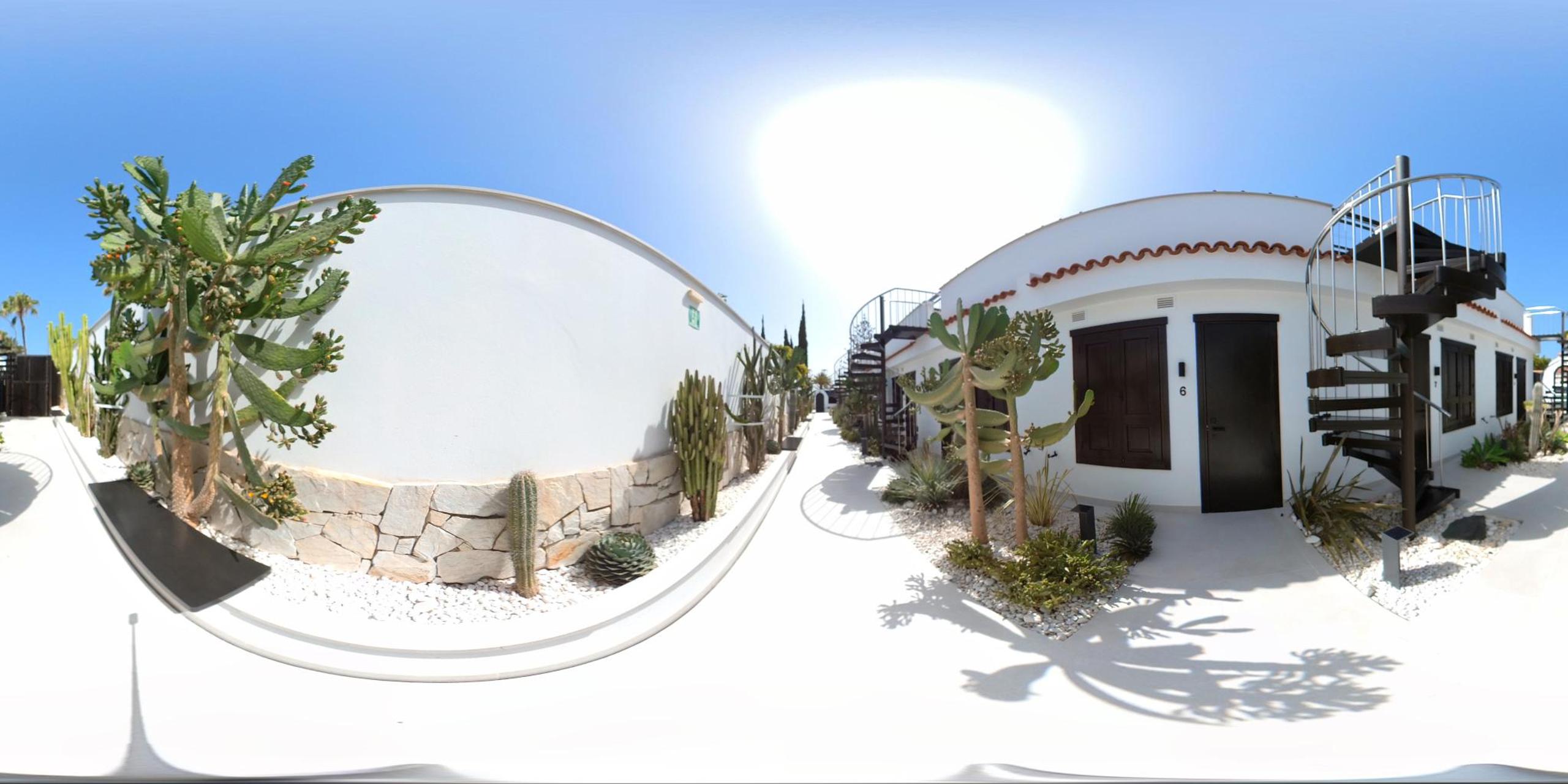 Fahana - Gay Men Only, Playa del Ingles (updated prices 2025)
