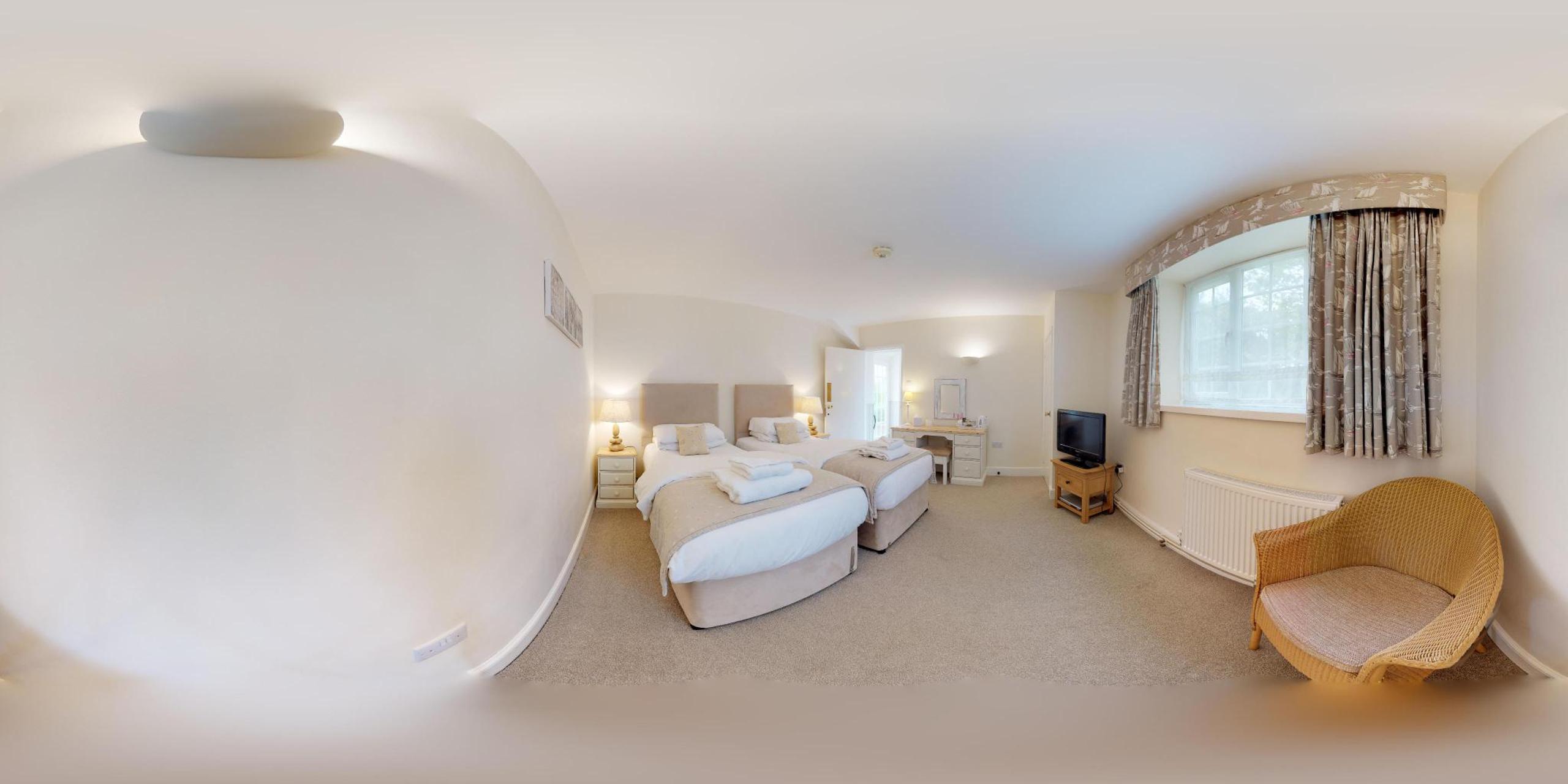 Caley Hall, Hunstanton (updated prices 2025)