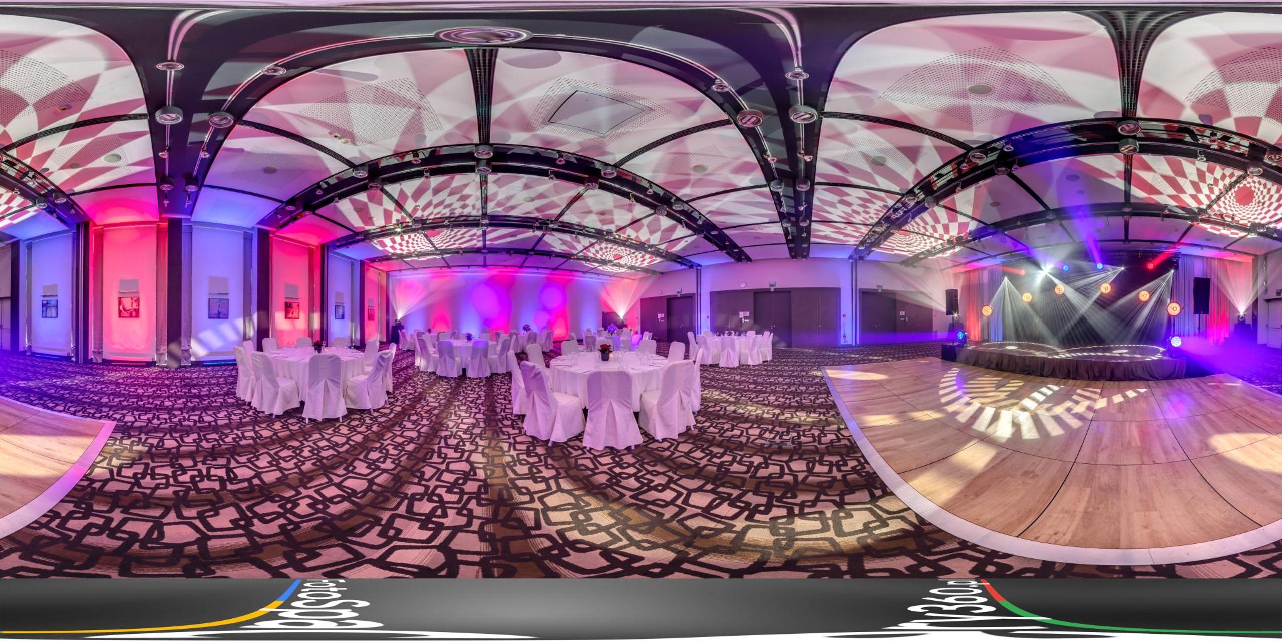 Holiday Inn Resort Warsaw Józefów by IHG, Józefów (updated prices 2025)