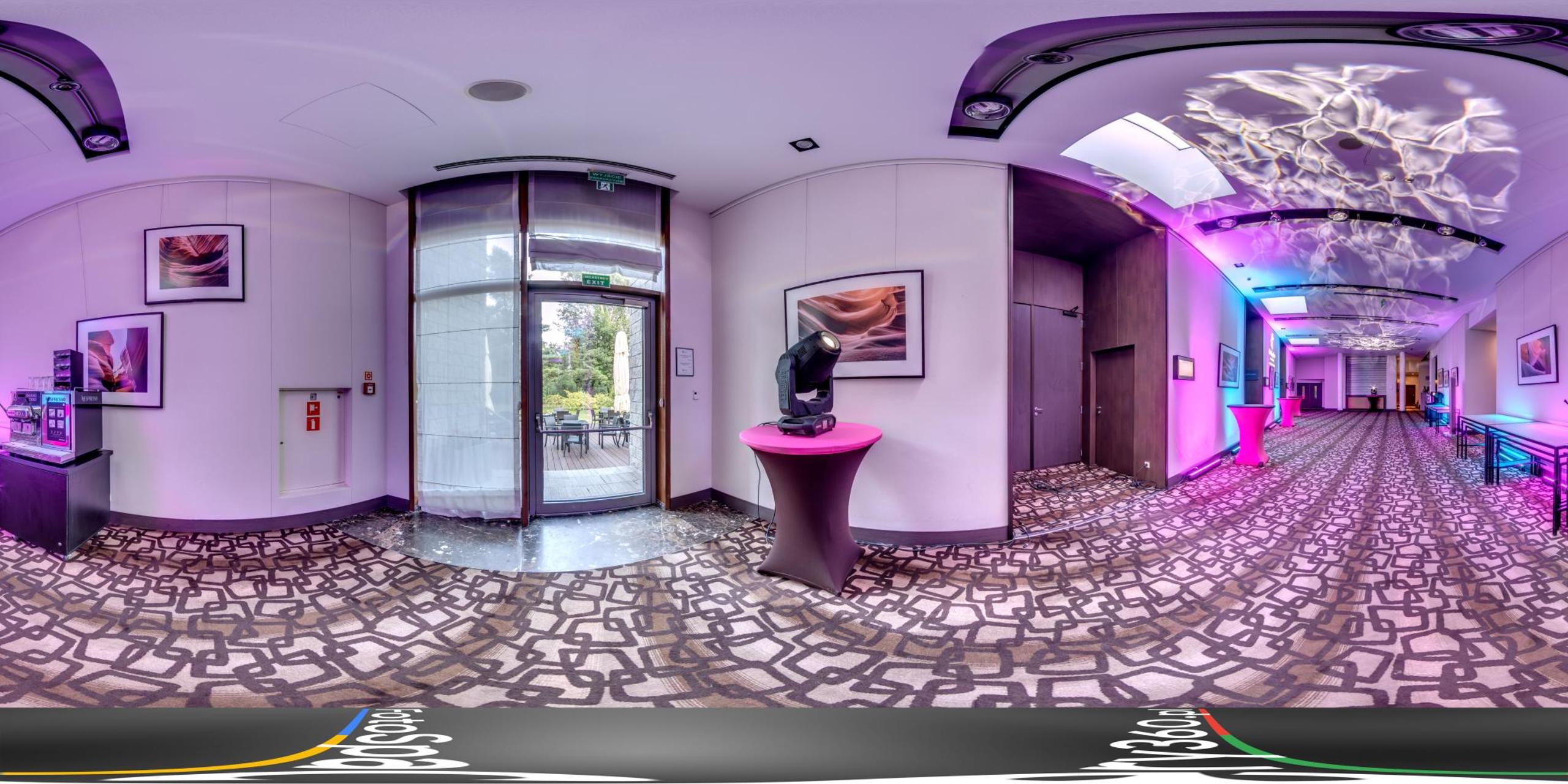 Holiday Inn Resort Warsaw Józefów by IHG, Józefów (updated prices 2025)