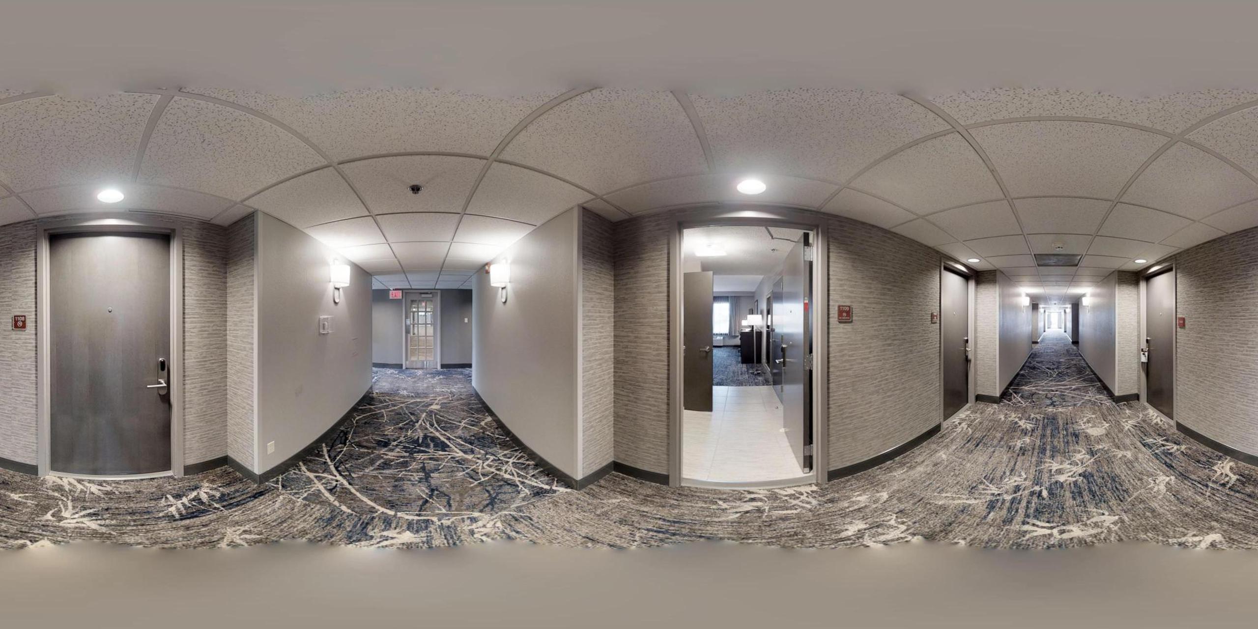 DoubleTree by Hilton Bloomington, Bloomington (updated prices 2025)