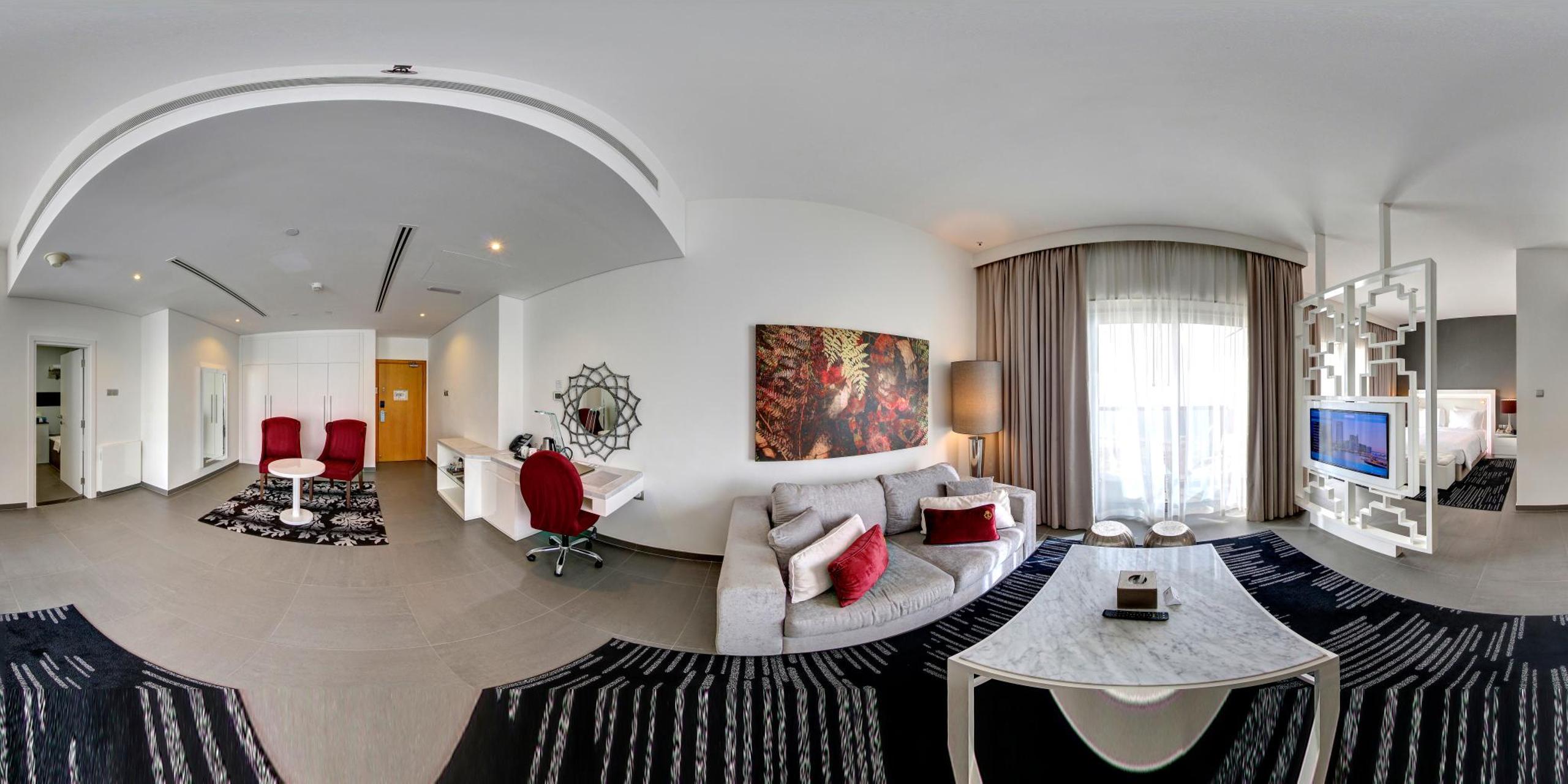 The First Collection Dubai Marina, Dubai (updated prices 2025)