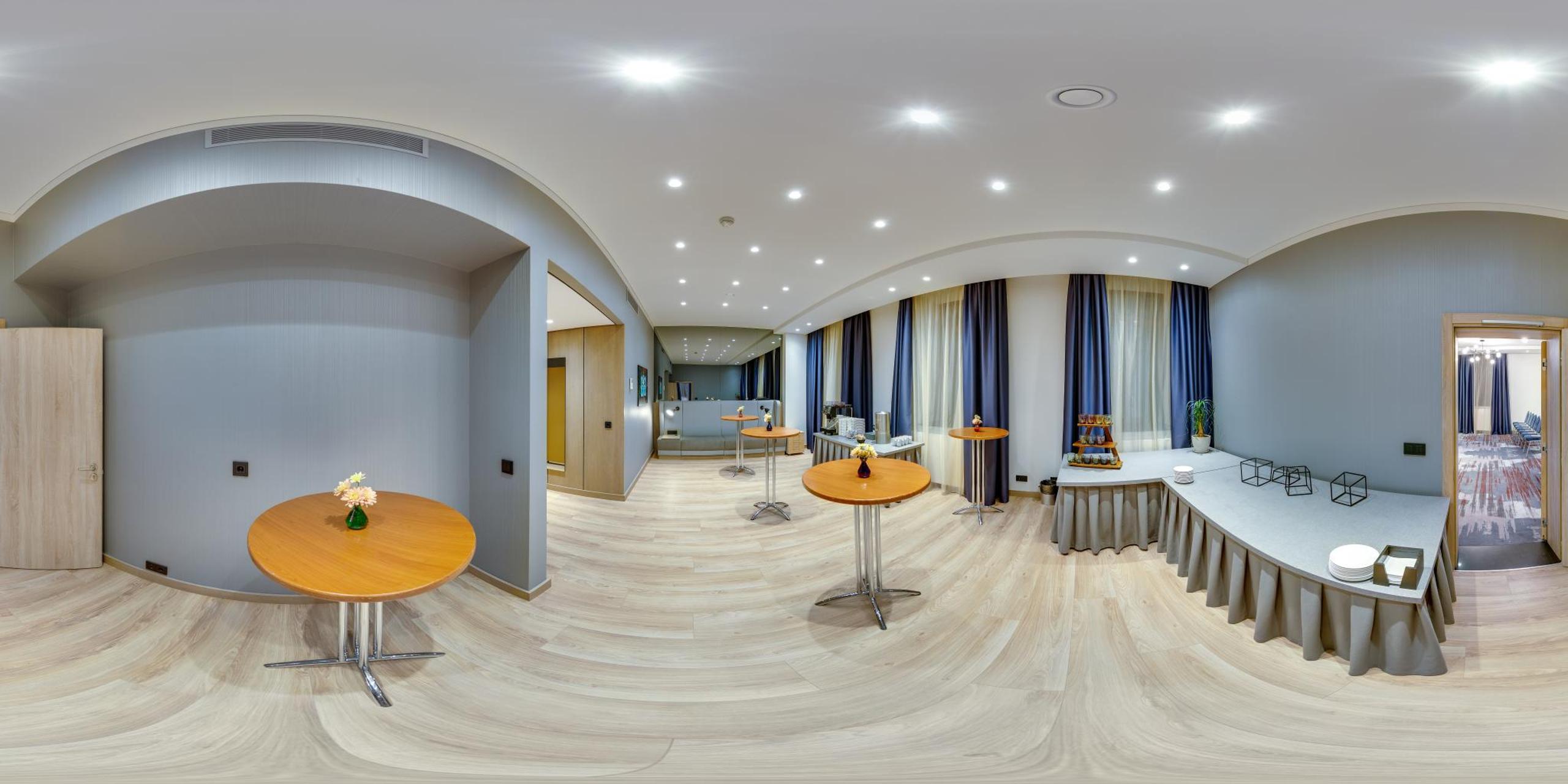 Radisson Blu Hotel, Kyiv City Centre, Киев (актуальные цены 2025 года)
