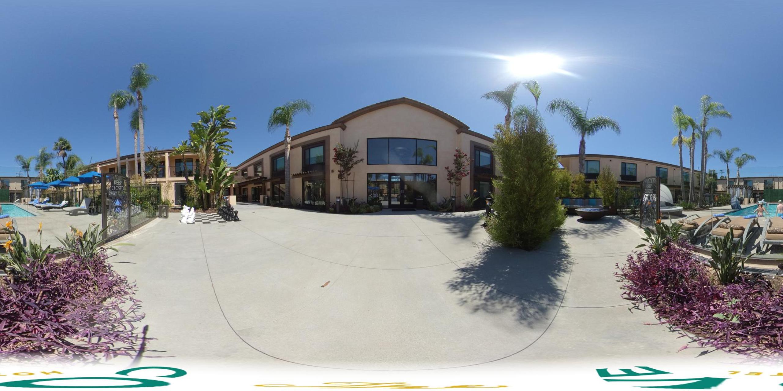 The Cove Hotel, Long Beach (updated prices 2025)