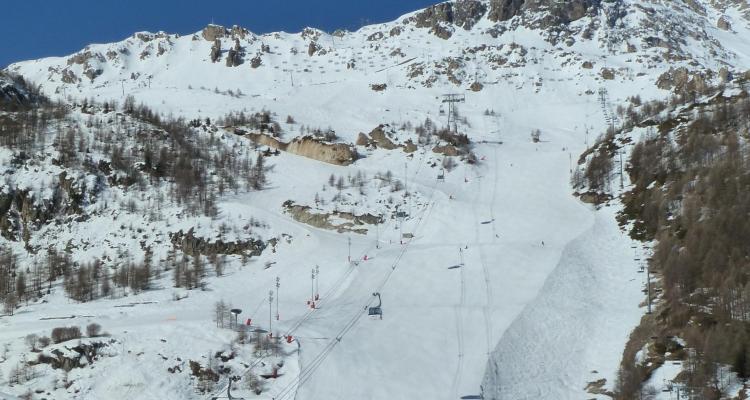 The 10 best ski resorts in France | Booking.com