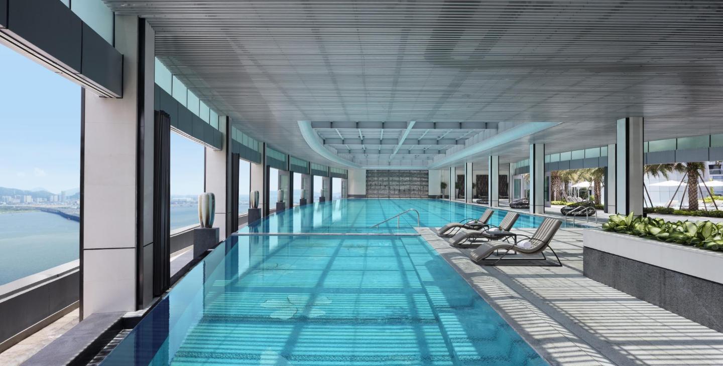 The 10 best hotels with pools in Shenzhen, China | Booking.com