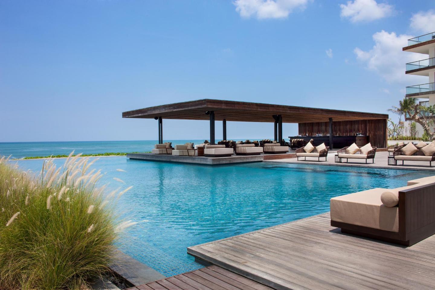 The 10 best resorts in Seminyak, Indonesia | Booking.com