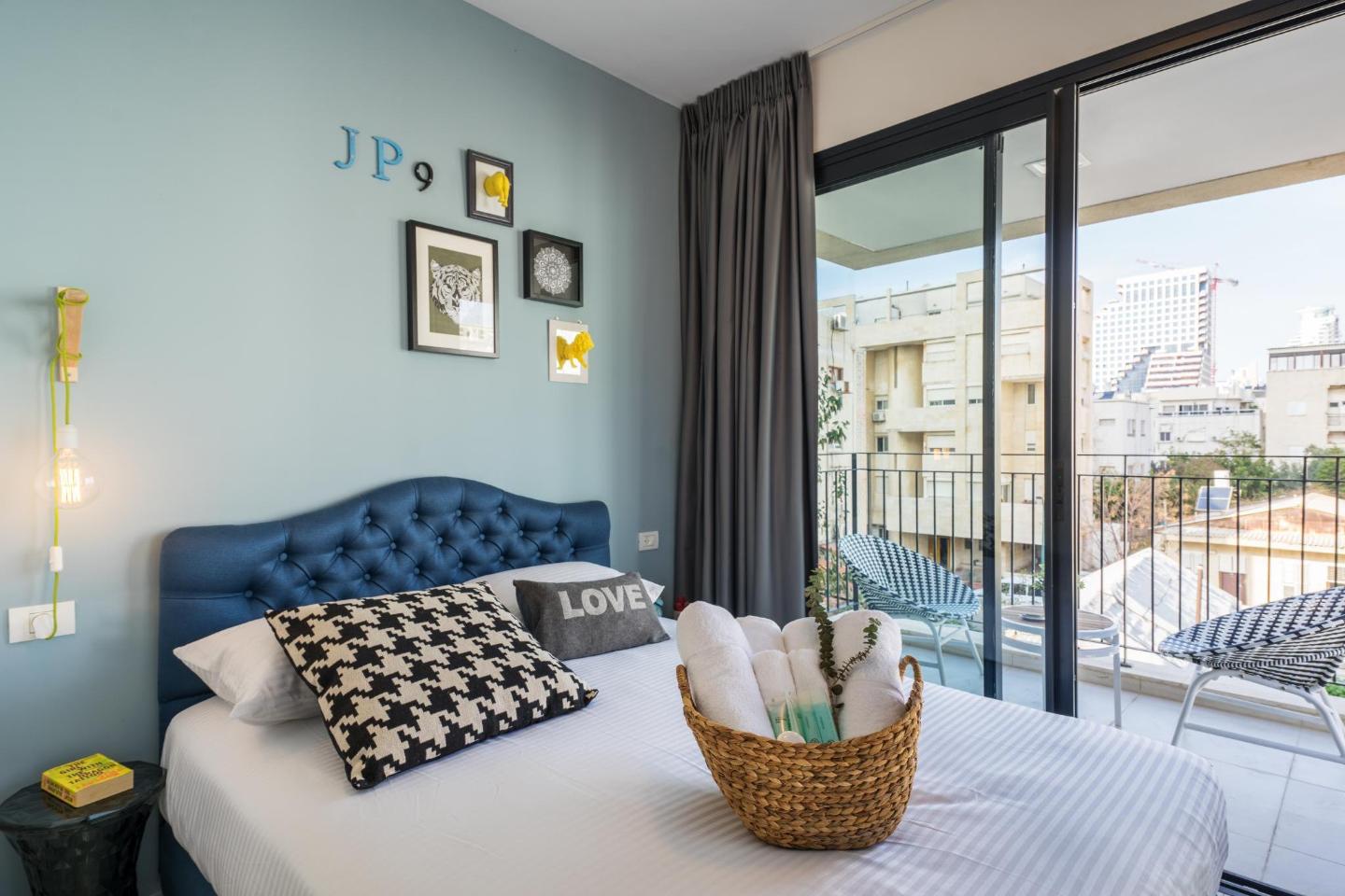 The 10 best serviced apartments in Tel Aviv, Israel | Booking.com