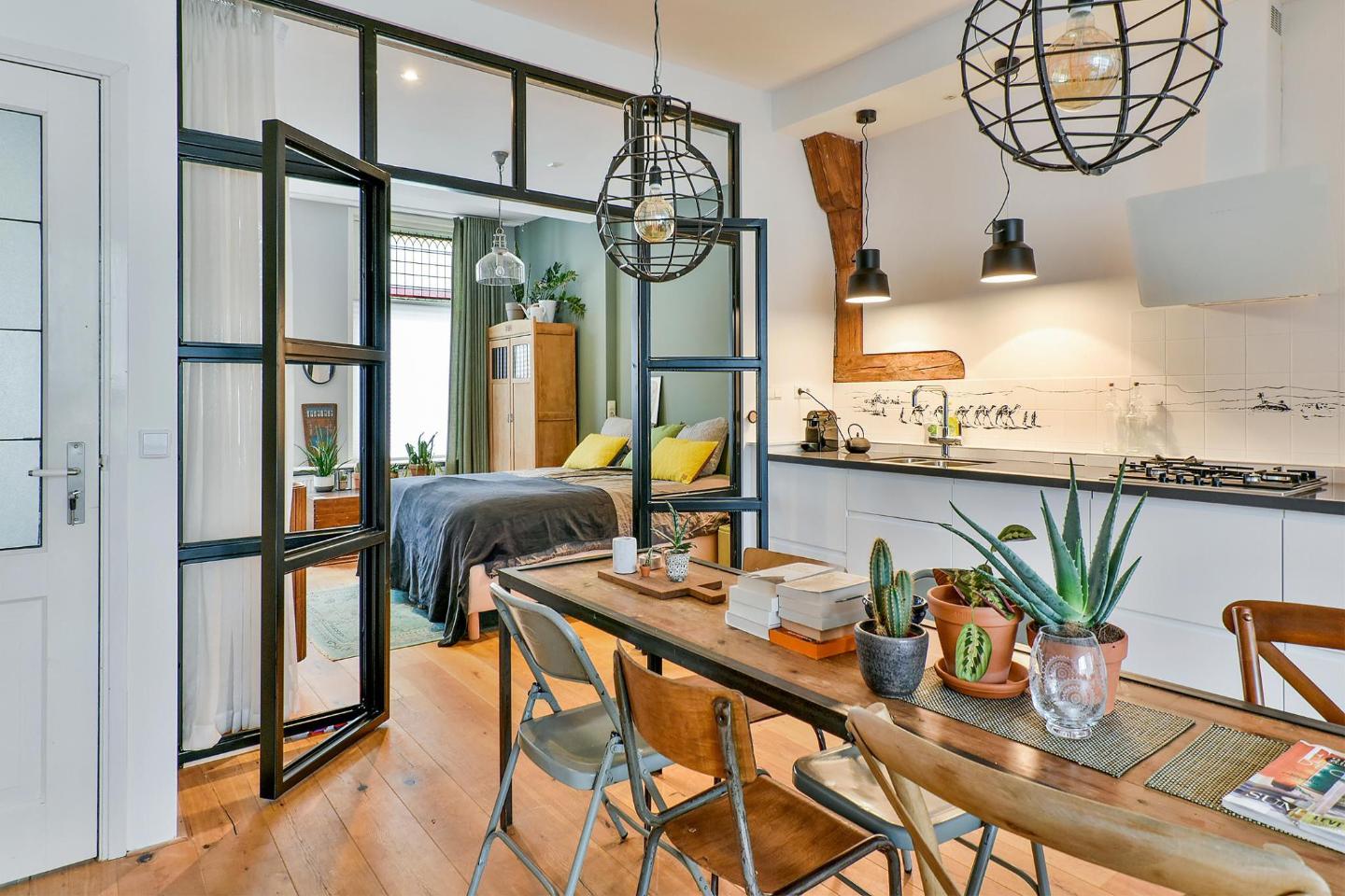 The 10 best apartments in Haarlem, Netherlands | Booking.com
