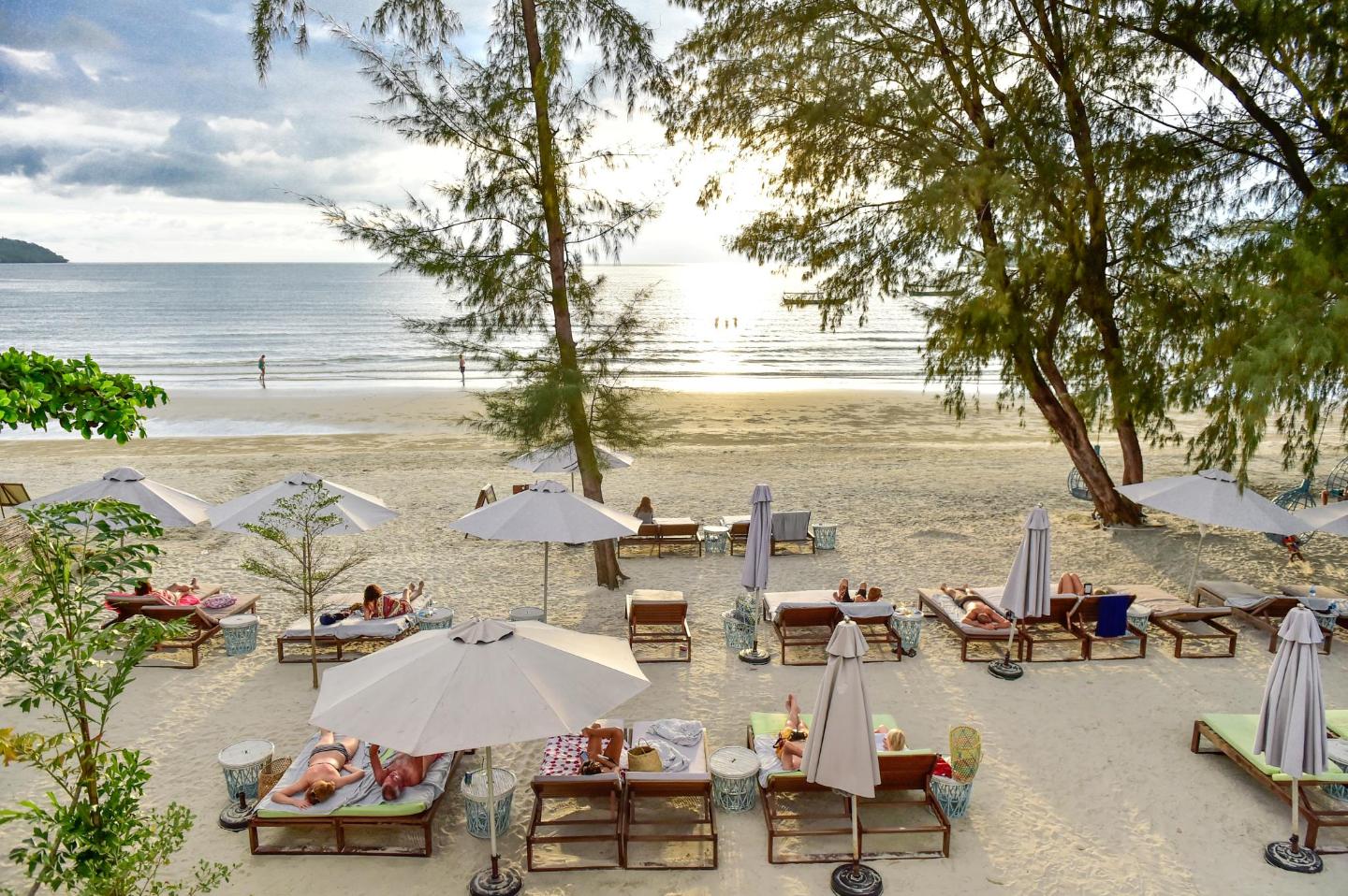 The 10 best beach hotels in Sihanoukville, Cambodia | Booking.com